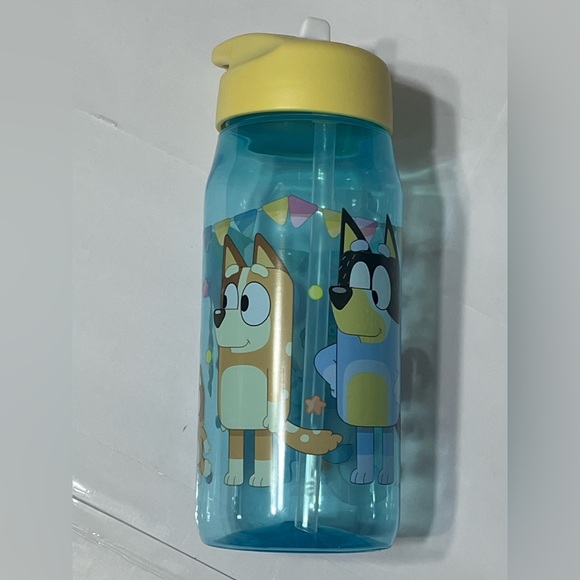 Bluey | Other | Bluey Sip Water Bottle Wcarry Loop Sip Bottles 6 Oz ...